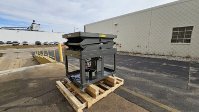 Custom Aerospace Scissor Lift - Air over Hydraulic | Lange Lift