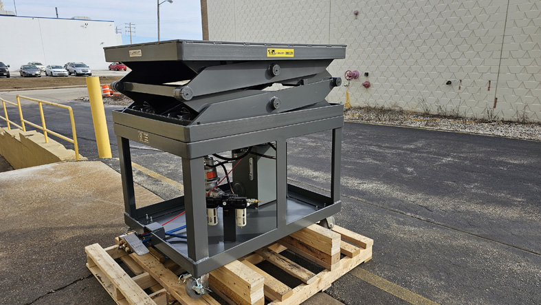 Custom Aerospace Scissor Lift - Air over Hydraulic | Lange Lift