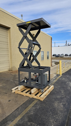 Custom Aerospace Scissor Lift - Air over Hydraulic | Lange Lift